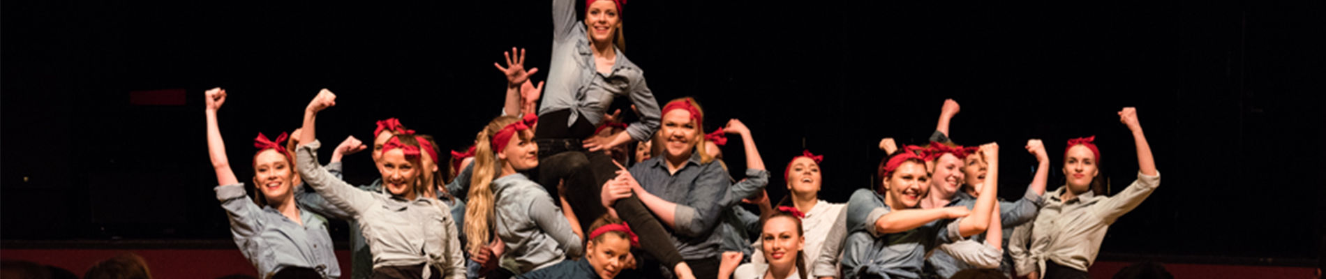 Danseshow med NTNUI Dans og S. Møller - andre forestilling - Samfundet.no